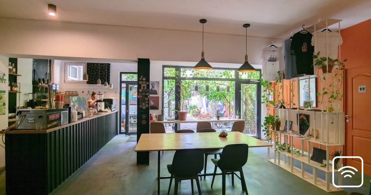 AM. Social Space: A Work-Friendly Place in Bucharest