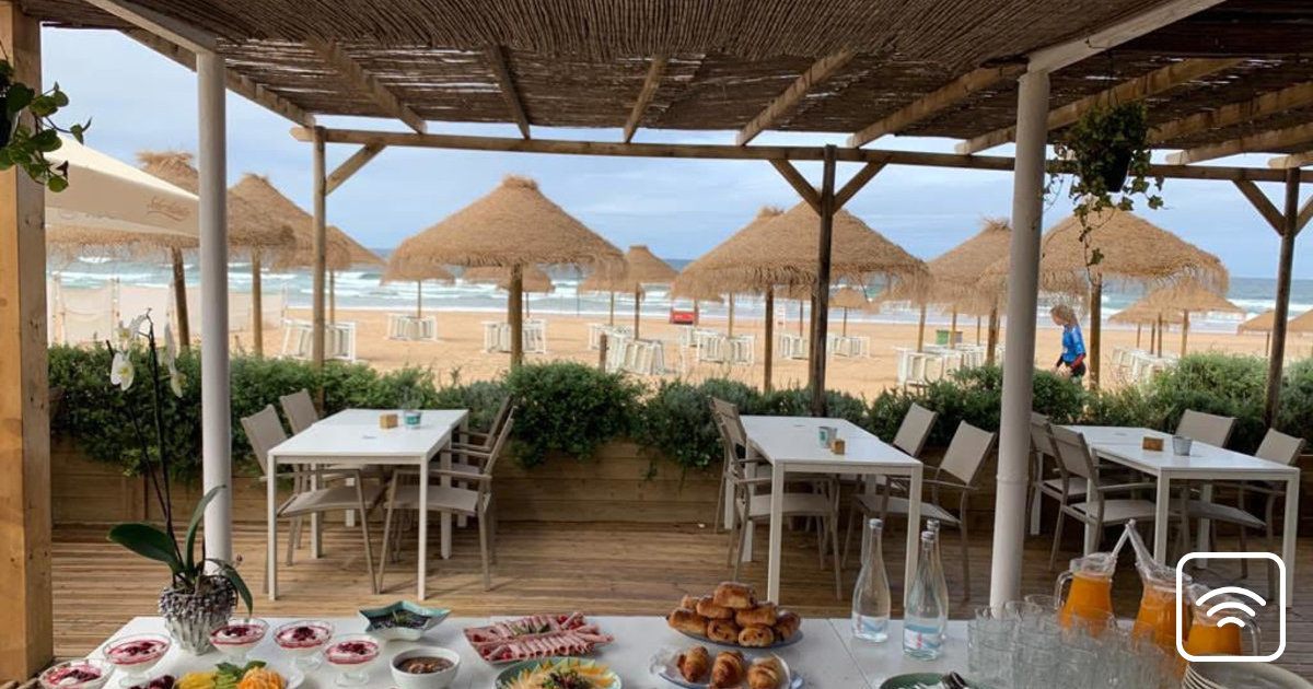 Restaurante Praia da Mata: A Work-Friendly Place in Costa da Caparica