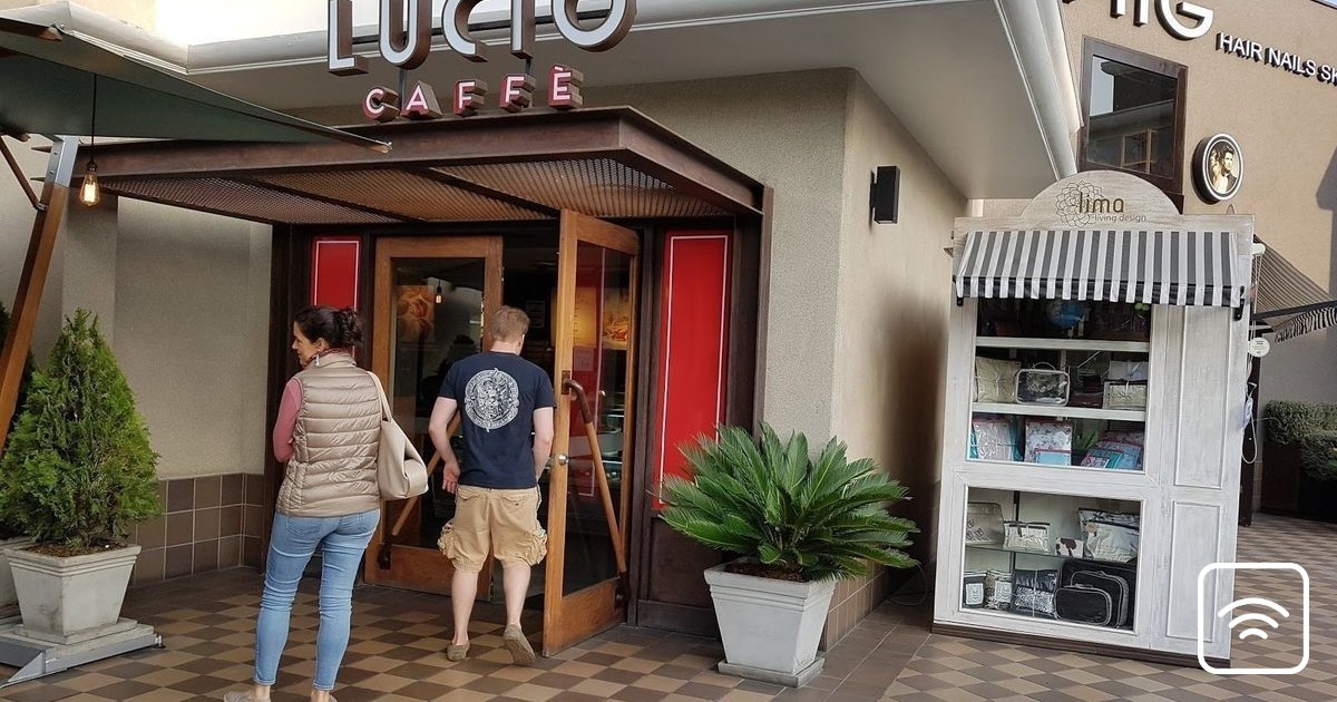 Lucio Caffé: A Work-Friendly Place in Lima