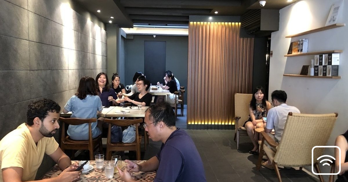 Parallel Cafe (Club Street): A Work-Friendly Place in Singapore